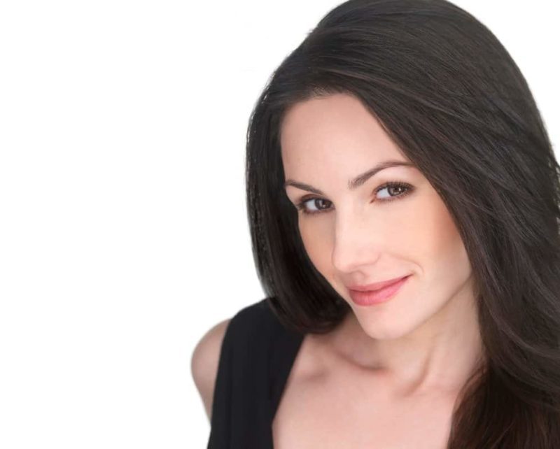 Ma Vie en Verte: TV Personality Vanessa Rae - Eluxe Magazine