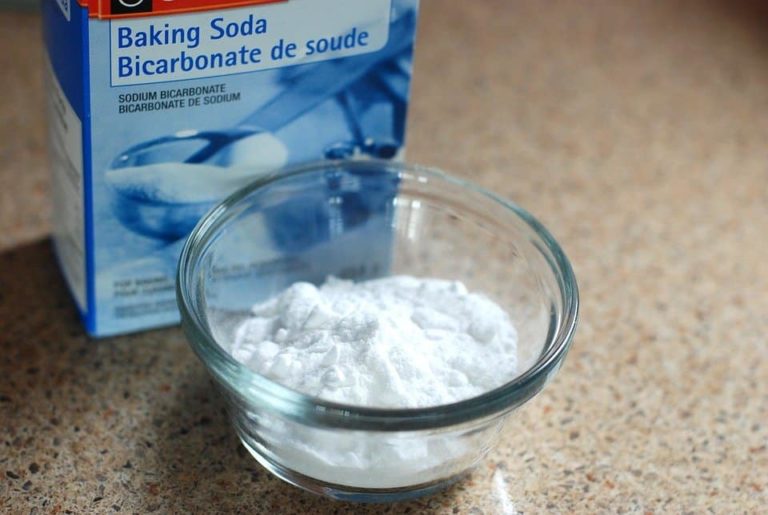 28 Baking Soda Hacks to Make Your Life Easier - Eluxe Magazine