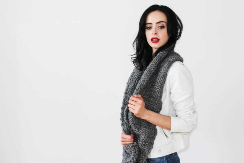 We're Loving Krysten Ritter, Super Keen Knitter - Eluxe Magazine