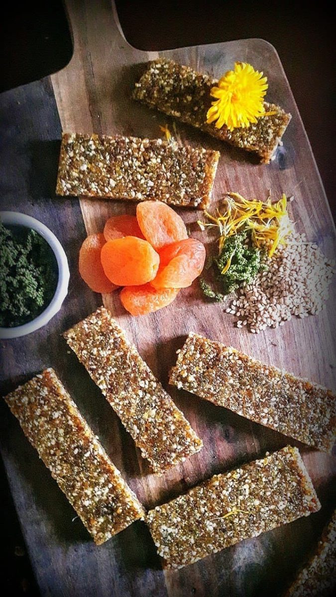 Go Wild! 25 Vegan Recipes For Foraged Food - Eluxe Magazine