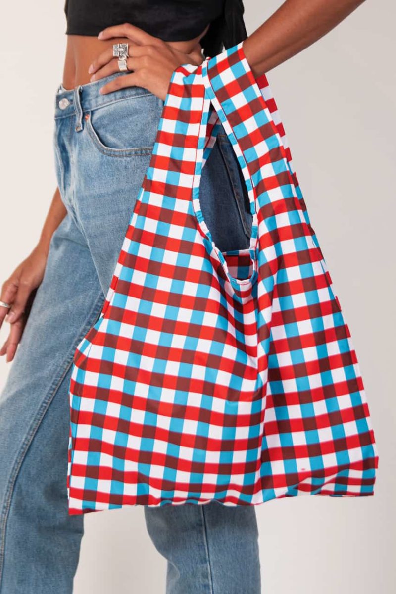 Plastic Bag Alternatives To Take Anywhere - Eluxe Magazine