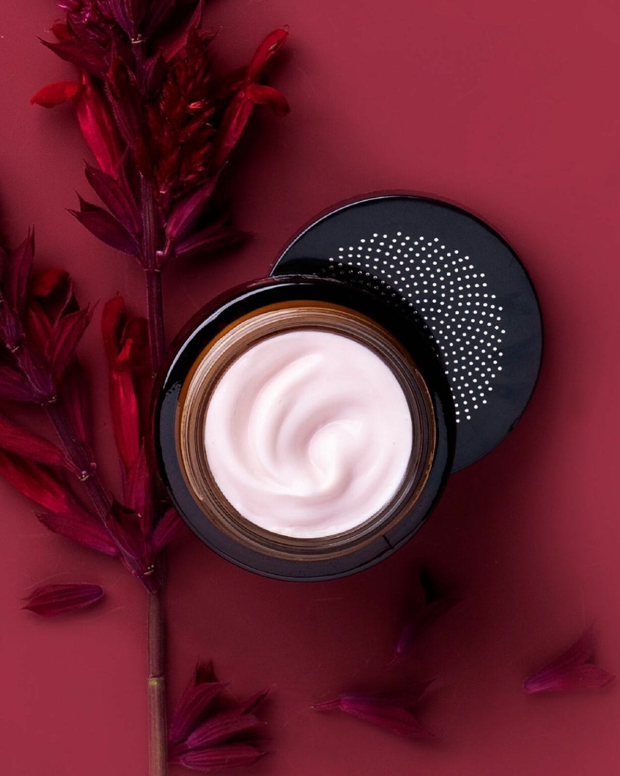 Our Favourite Clean Beauty Trends For 2023 - Eluxe Magazine