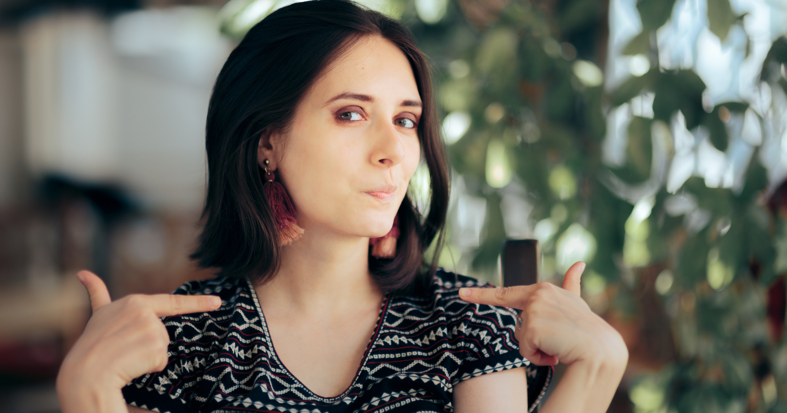 10 phrases self-centered people use in everyday conversation - Eluxe ...